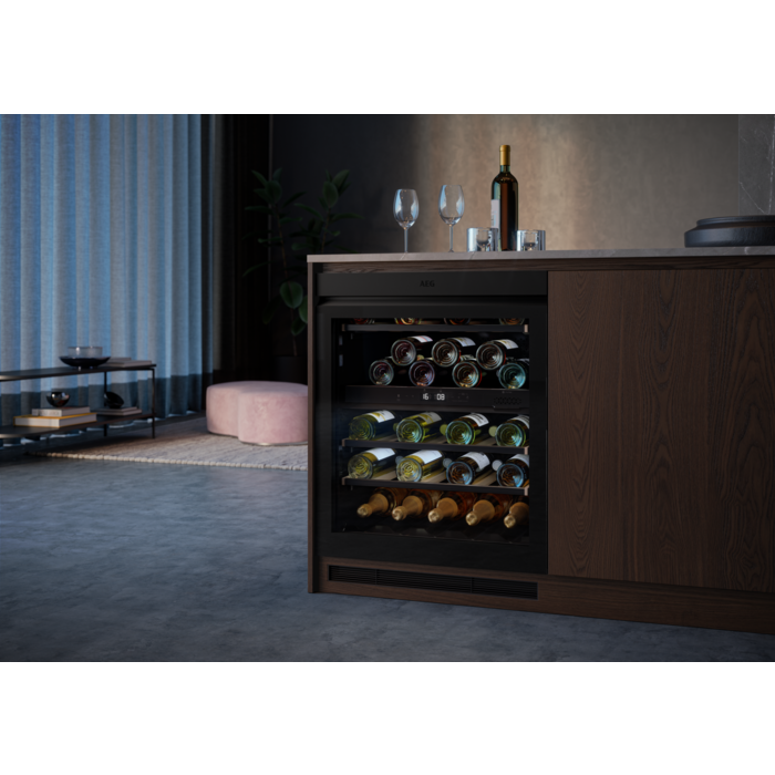 Chłodziarka do wina 8000 Chłodziarka do wina | AEG